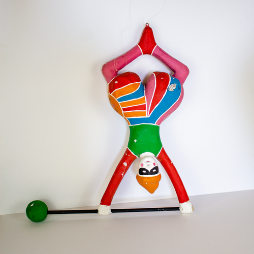 Hanging Acrobat | zapprops