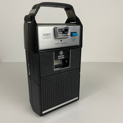 General Electric Solid State Cassette Recorder | zapprops