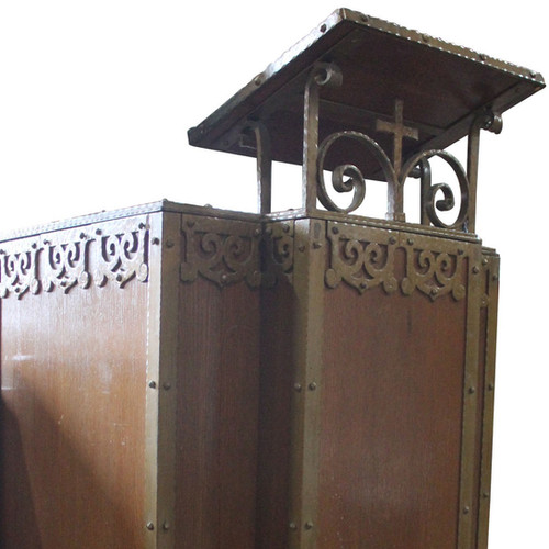 Wood Pulpit with Cross | zapprops