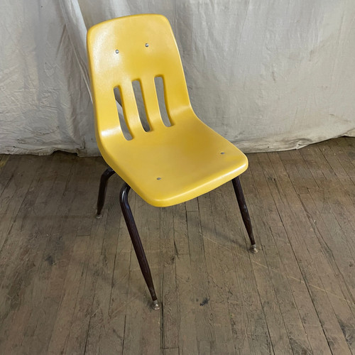 Yellow School Chair | zapprops