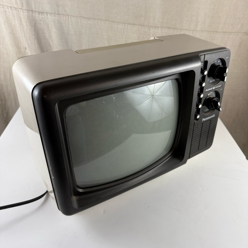 Panasonic Quintrix II White Television | zapprops