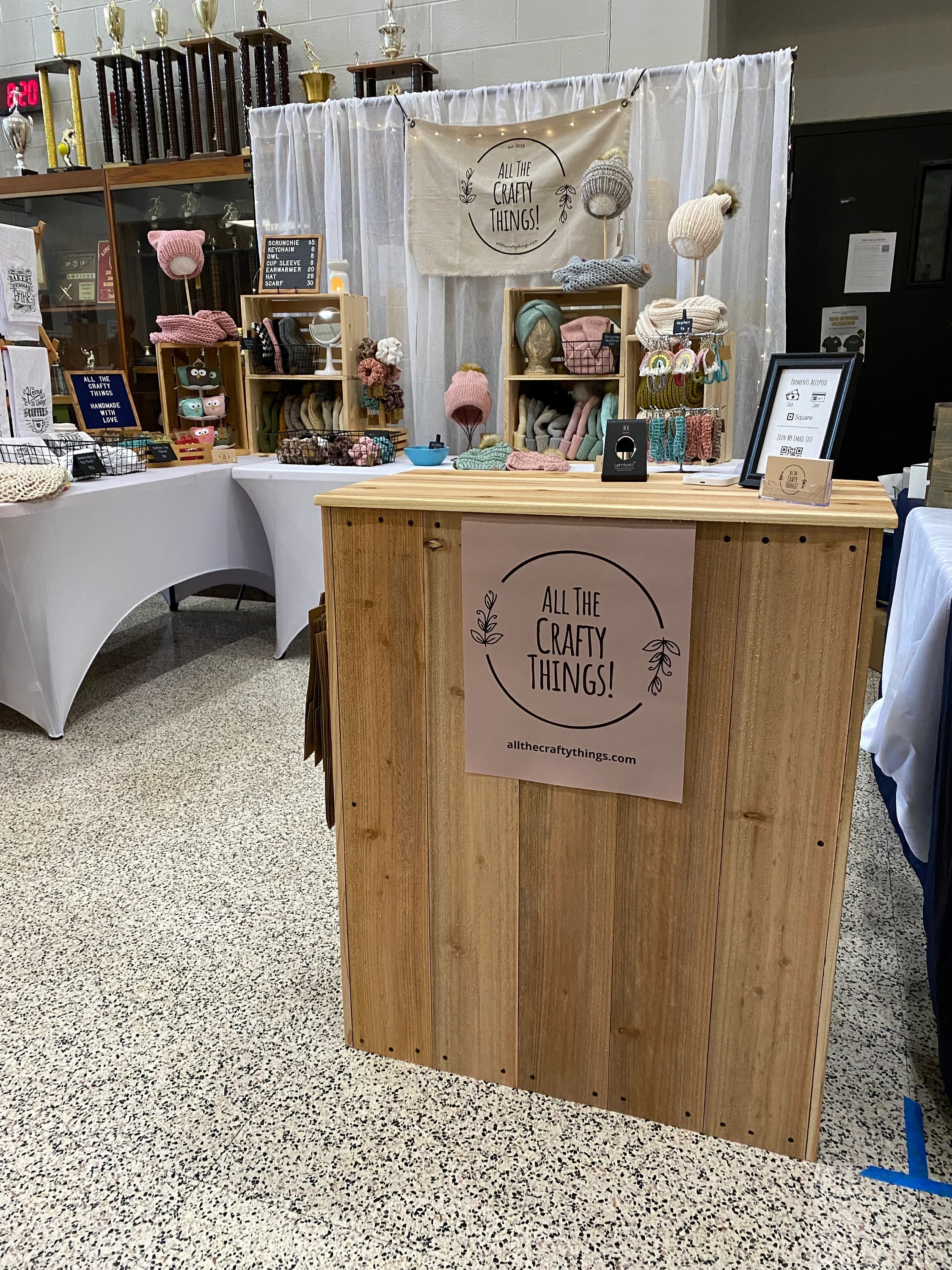 DIY Checkout Stand | All the Crafty Things