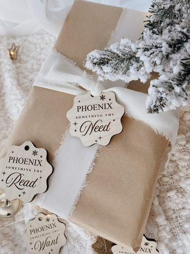 Wavy Timber Present Tags | Set of 5 | Zenski Collection