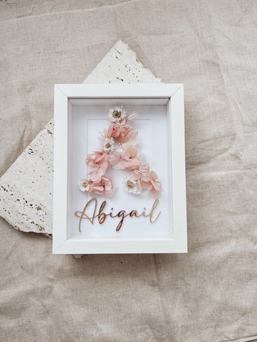 Personalised Letter Floral Frame | Zenski Collection