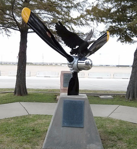 Carswell Field Memorial | deranwright