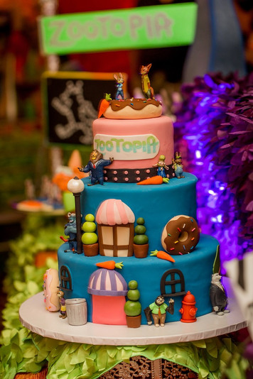 Custom Cakes Near Me | Johnson's Custom Cakes | Wellington, FL