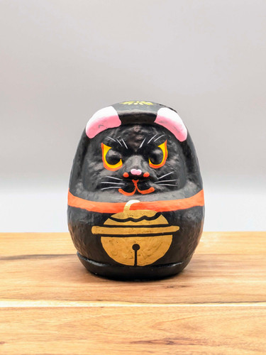 Kuro Neko Daruma | Madame Haori