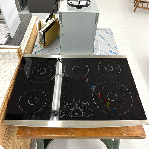 LG Studio LSCE305ST Cooktop | Appliances 4 Less