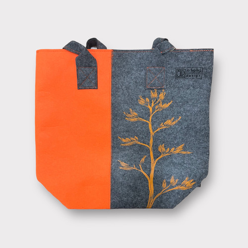 Felt Tote Bag, Jo Luping Harakeke | Celebrate Aotearoa