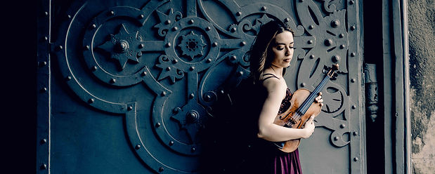 Biografie | Laura Handler Violin