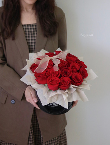 Rose Bucket | Simple House