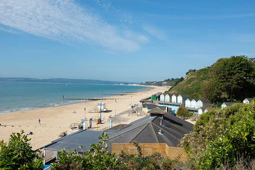 The Ultimate Seaside Getaway: Enchanting Airbnb Stays in Bournemouth