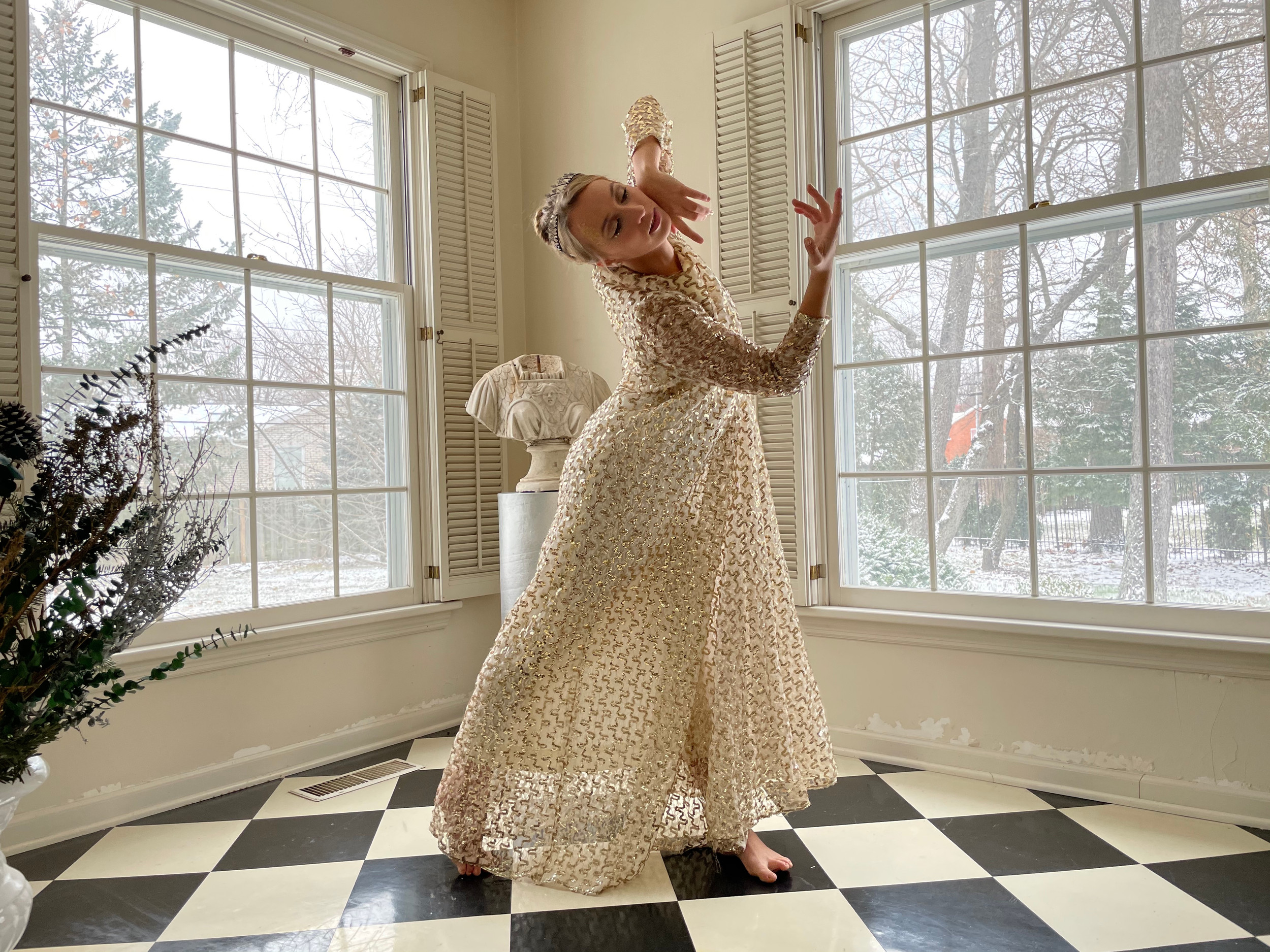 Creative Mover | Fiona Whitson | Dancer, Actress, Model