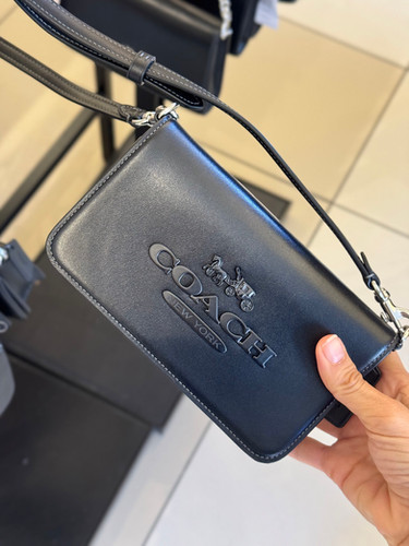 COACH TONI CROSSBODY BAG | @AMERIKANBRANDS