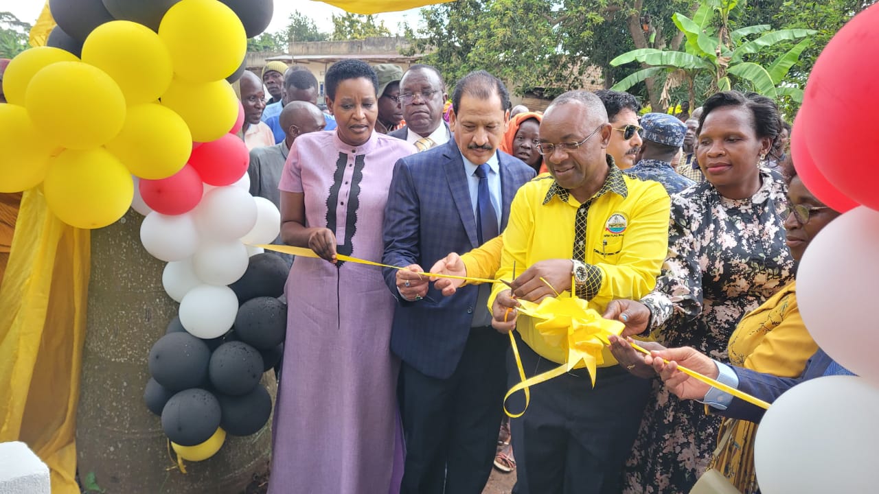 Uganda launches first pilot projects to provide solar-powered water ...