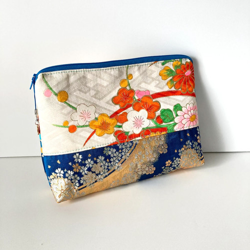 LARGES POUCHES IN JAPANESE FABRICS | tabitabiya
