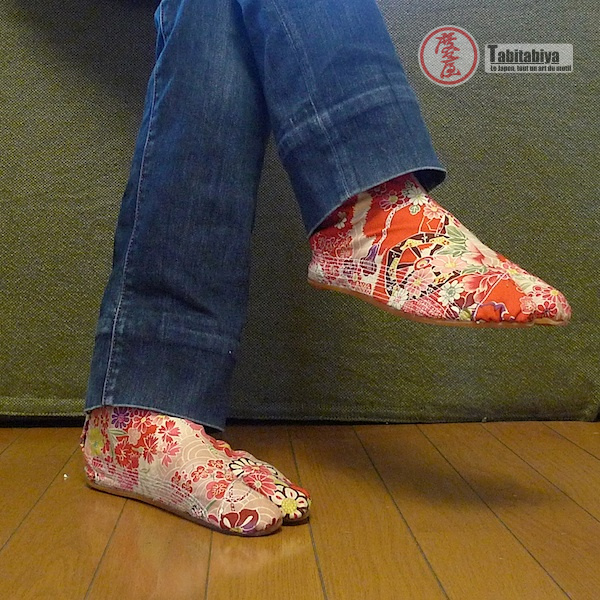 JIKATABI, THESE WONDERFUL TRADITIONAL JAPANESE SHOES YOU MUST TRY ON!