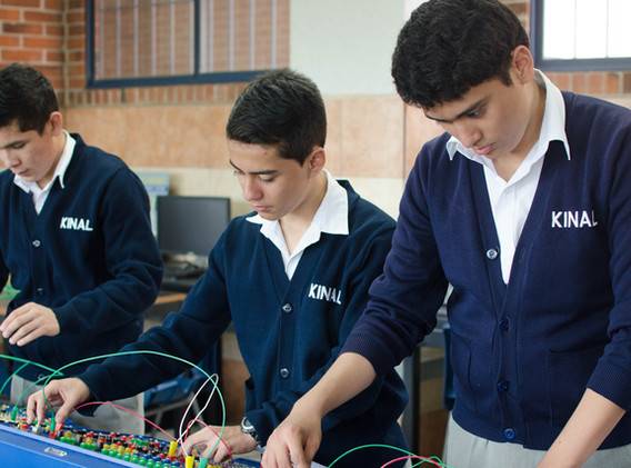 Cursos Técnicos | Fundación Kinal | Guatemala