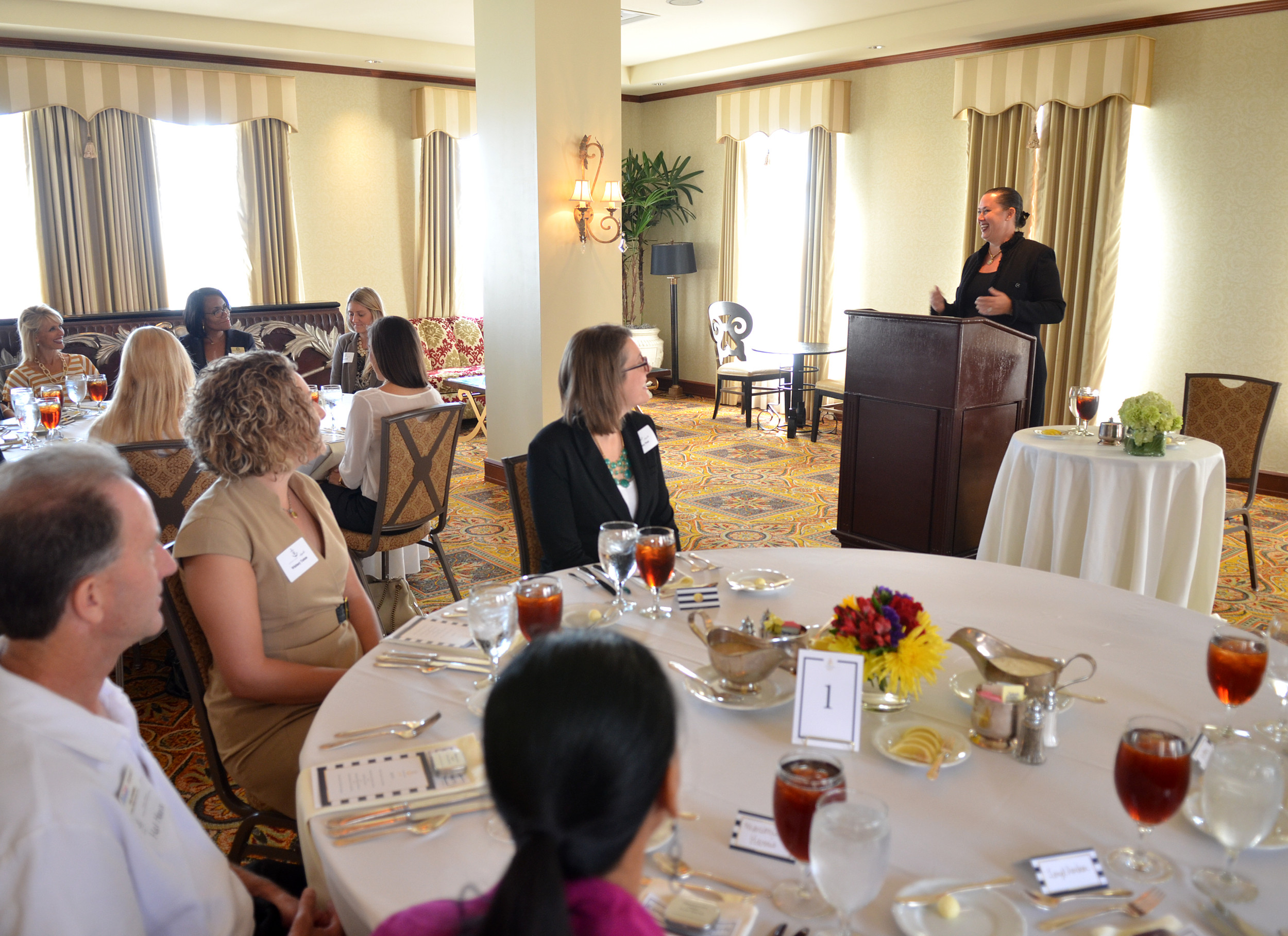 Strategy of The Business Meal | ExpInEtq