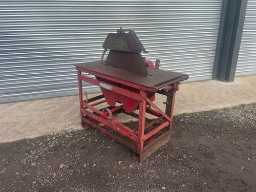 PTO Saw Bench | J.C.D Agri