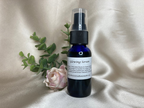 Luminous Glow Serum | Essential Homemaker