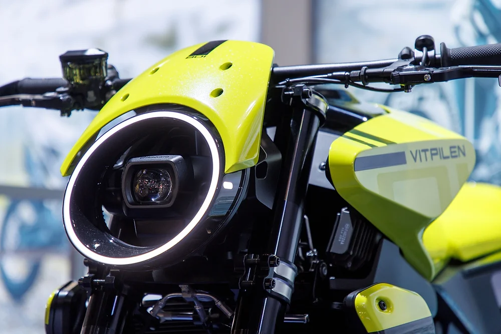 Unveiling the Vitpilen 801 Concept, Husqvarna Features an Underslung ...
