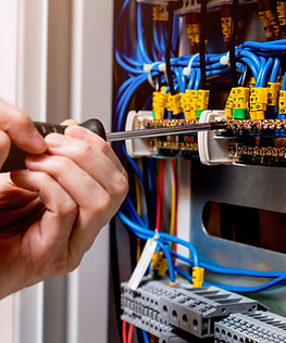 Home | Hays Electrical Serv