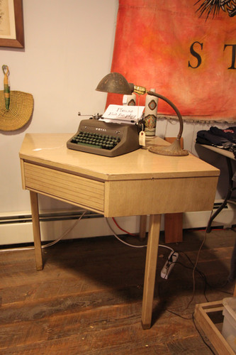 Mid-Century Corner Desk | Flea-for-All