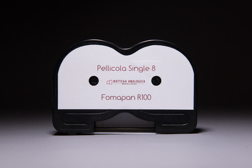 Single8 Fomapan R100 film with developer included | Botteganalogica