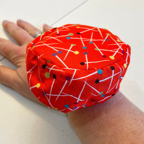 Wrist Pincushion Pattern PDF | SewistryStitchSchool