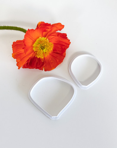 Icelandic Poppy cutters - Tall set of 2 | cakes-n-crafts