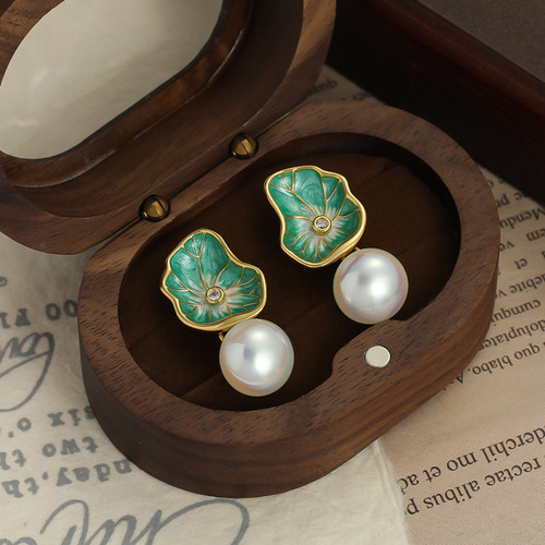 Emerald Tide | mykollectives