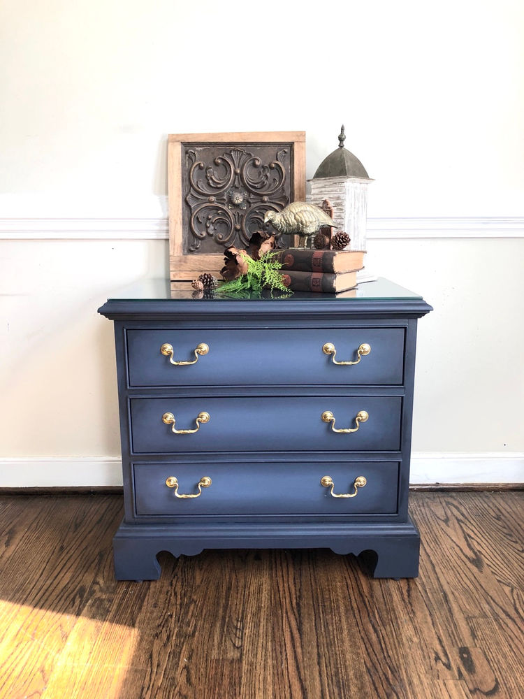 How To Paint a Wood Chest