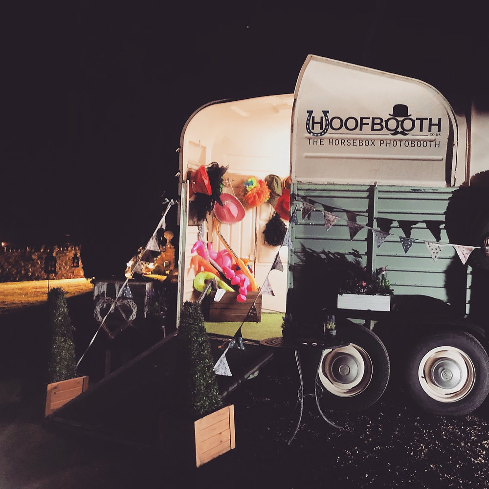 Fiona & Phil - Notley Tythe Barn