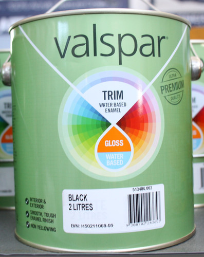 Valspar Black Gloss Enamel Water Based 2LT | Paint Supplies
