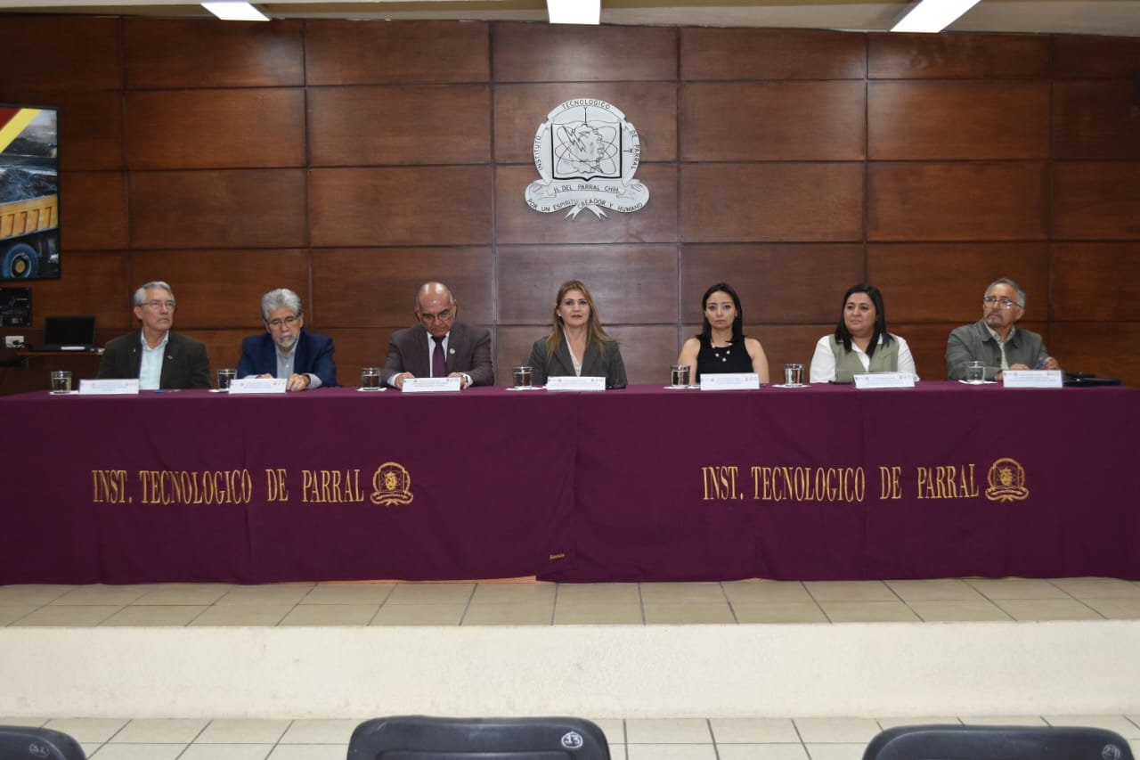 Firman convenio de colaboración el Tec de Parral y la AIMMGM