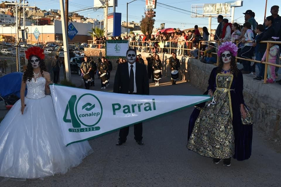 Gran éxito del desfile del Conalep; Jorge Baca