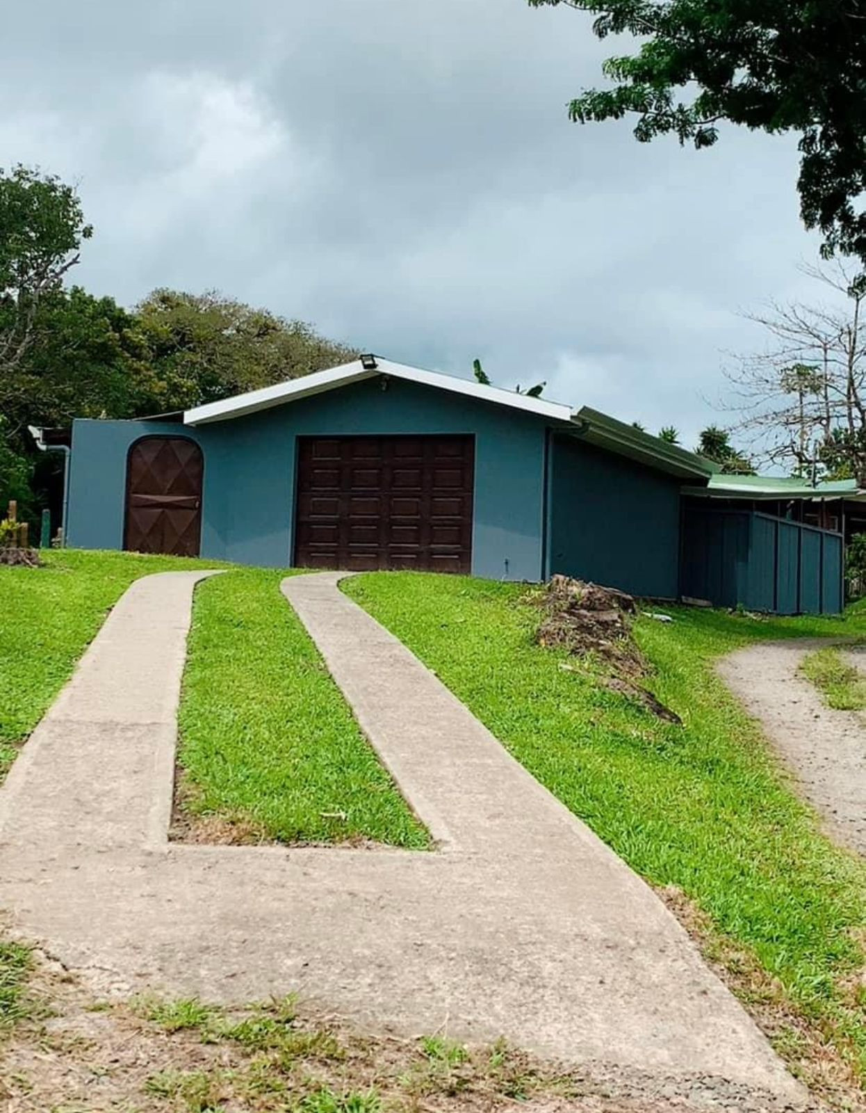 Furnished 3BD 2BA Home With Lake and Volcano View in Tronadora