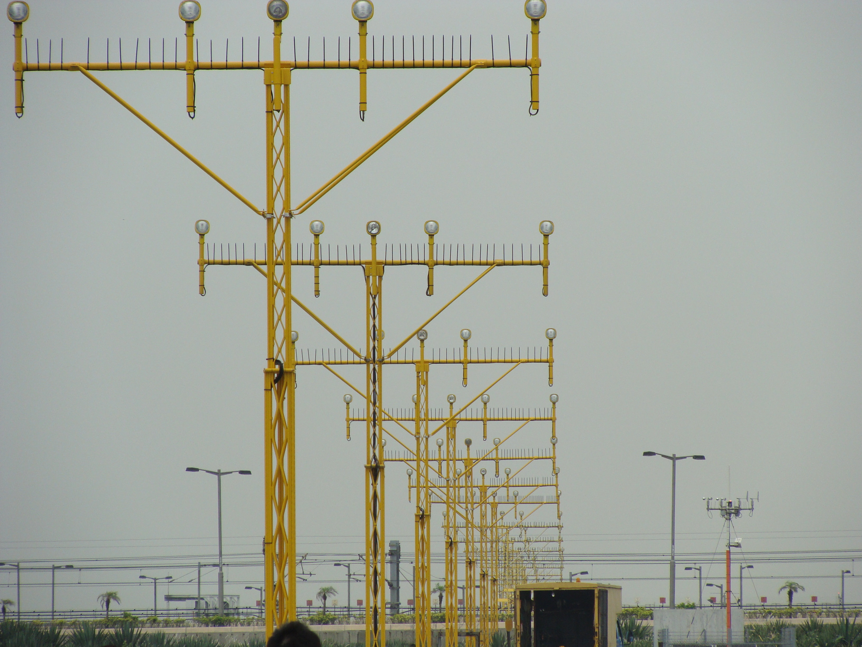 Approach Light Mast Systems | lattixweb