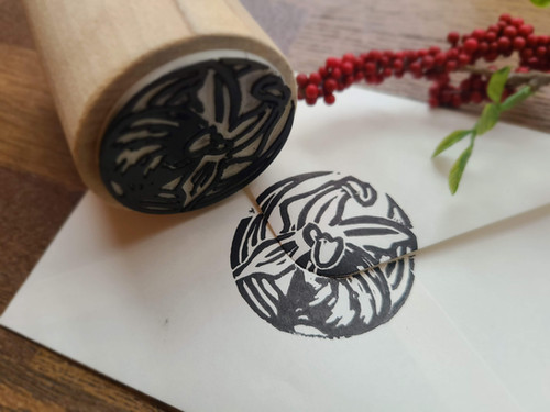 Custom Round Stamp | Ladyprintmaker