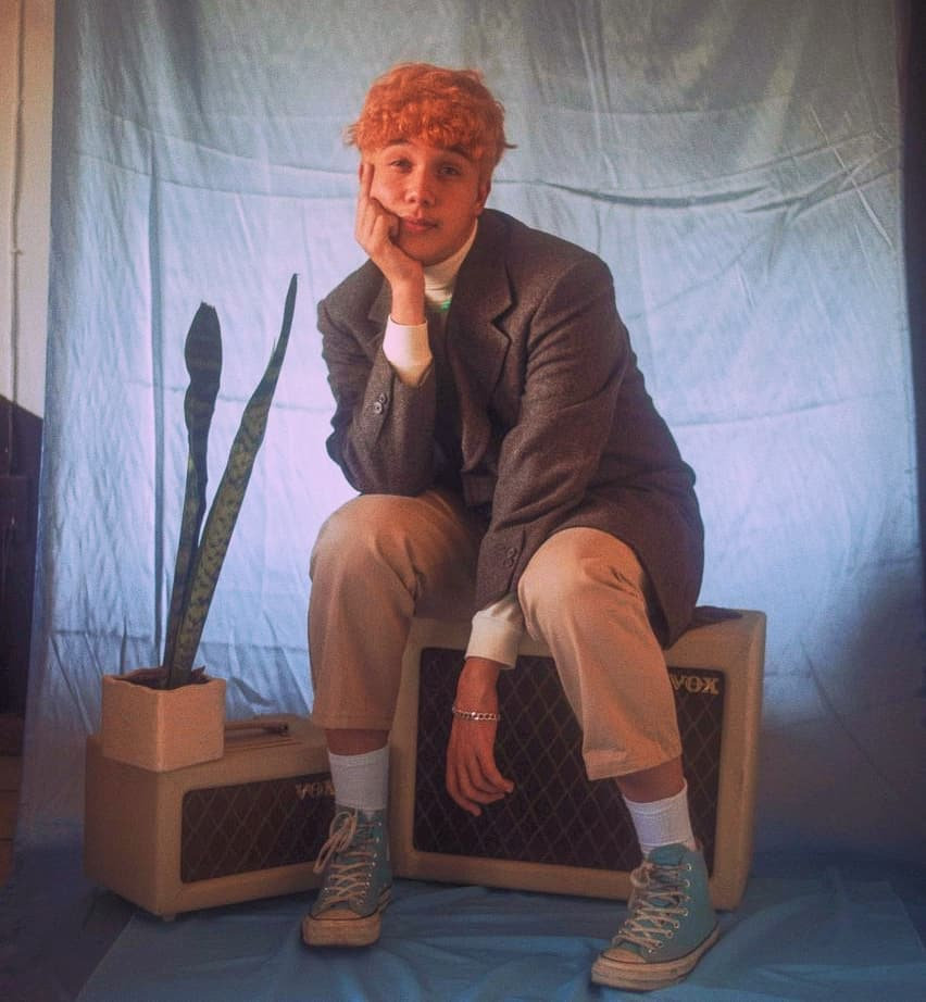 "Davalos" un abrazo sonoro de Tony Asecas.