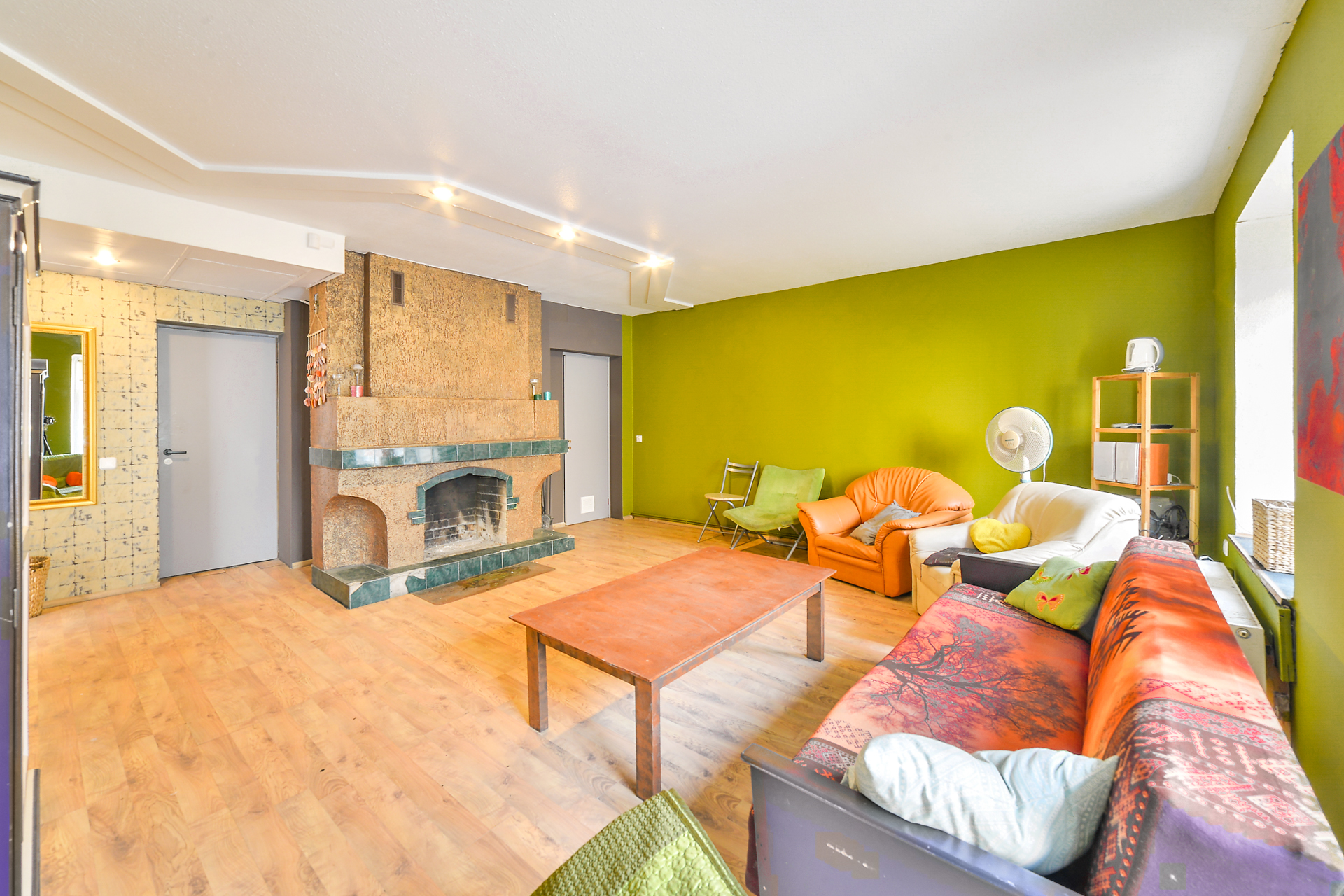 HOME | central-hostel