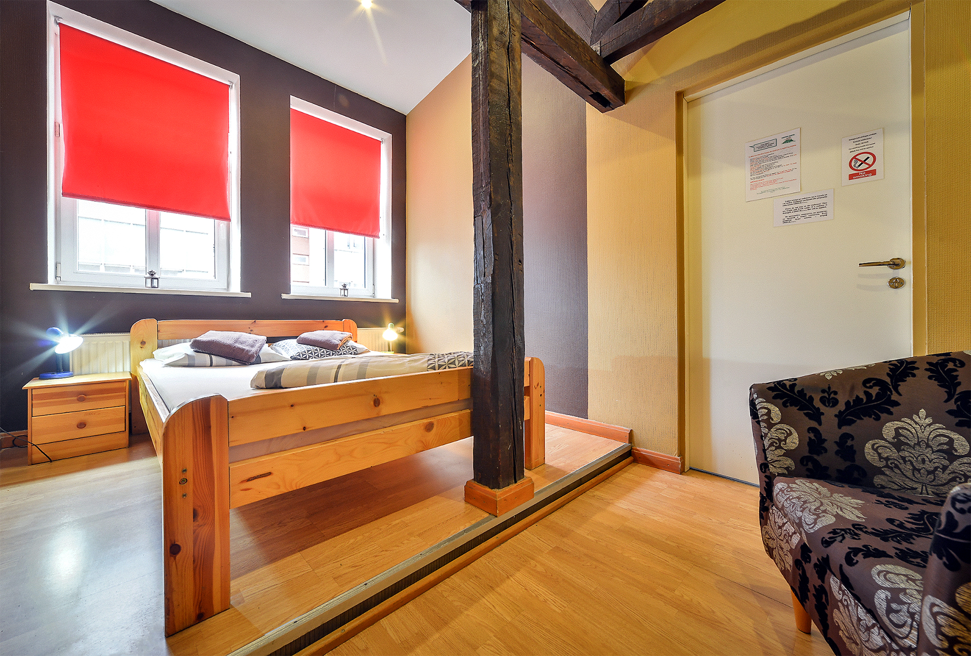HOME | central-hostel