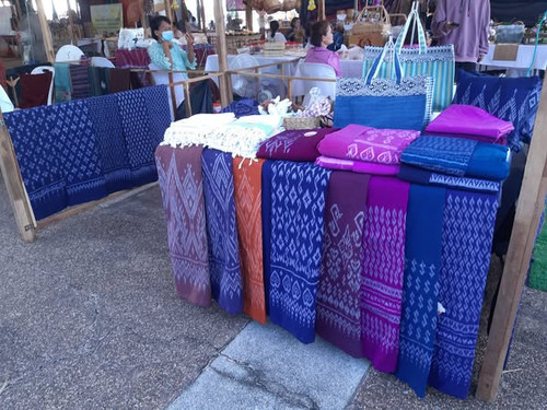 ผ้าไหมหนองคาย | Otop 4 Store