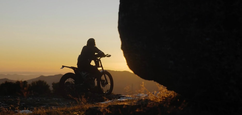 5 GOOD REASONS TO GO ON AN ELECTRIC MOTORCYCLE ADVENTURE