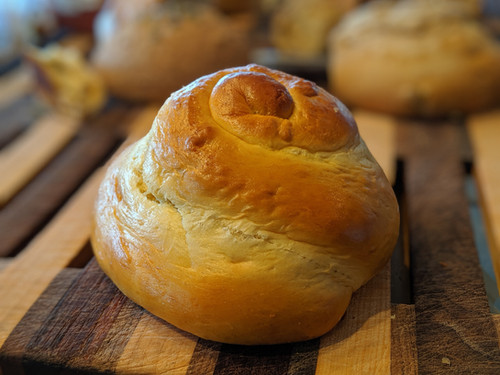 Pre Order Crown Challah - Apple | Great Harvest