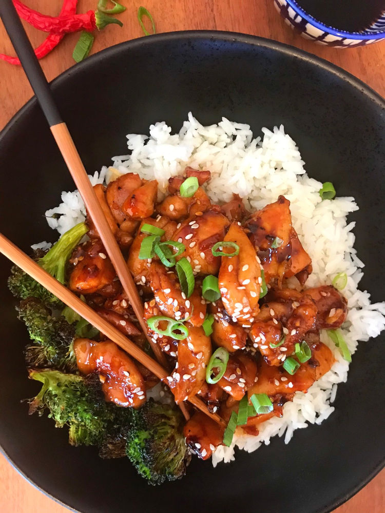 Sticky Garlic & Sesame Spicy Chicken