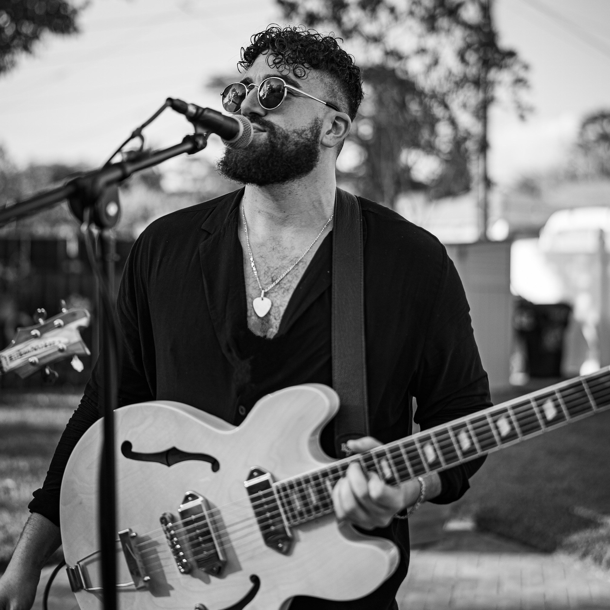 Acoustic Music: Giovanni Simone (MAKE Bldg) | Packing District