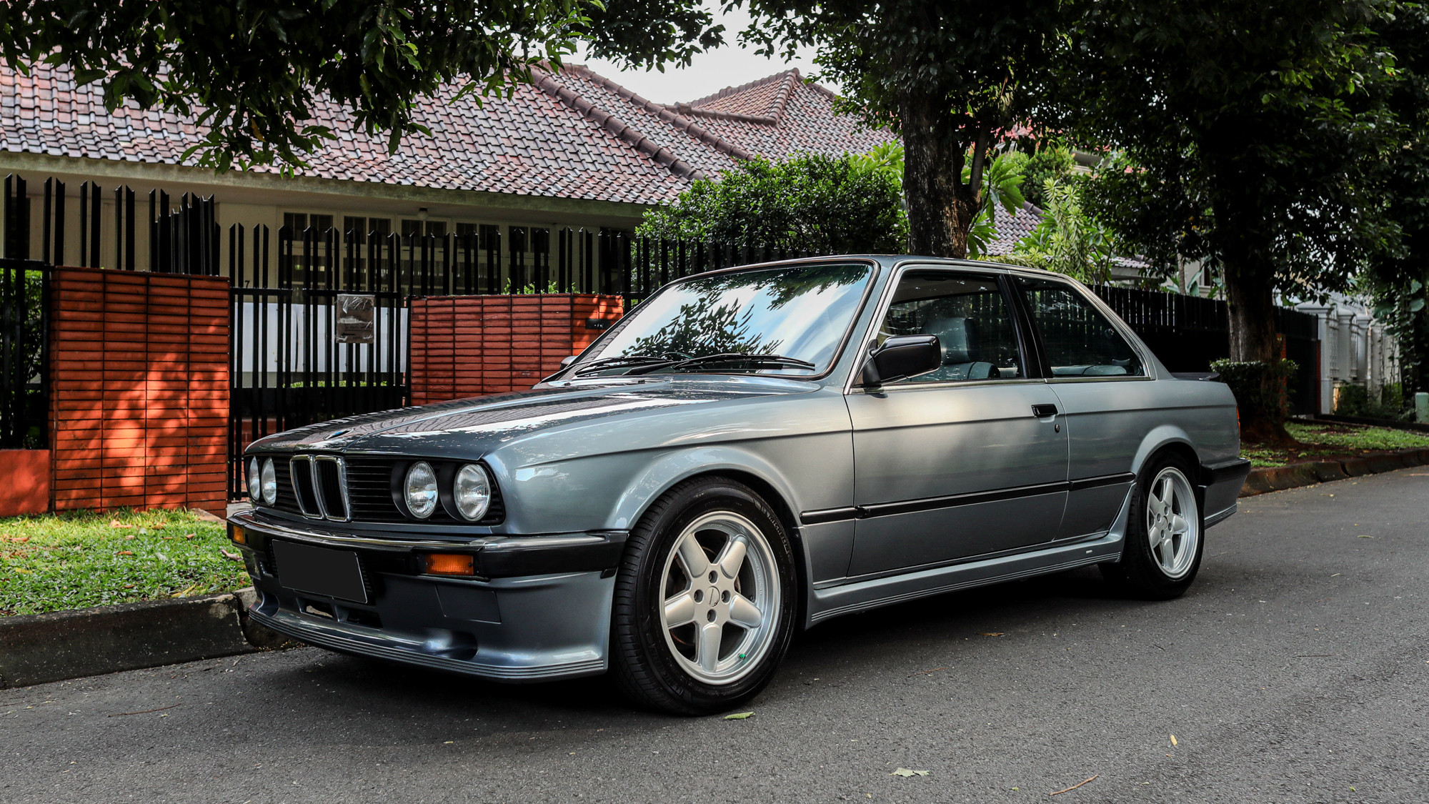 Cars | Carated 1987 BMW 325iS