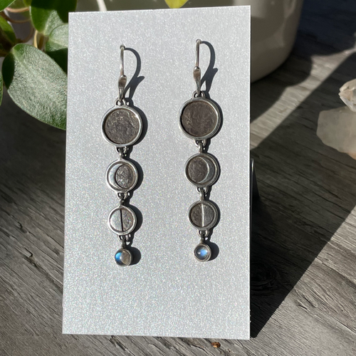 Roulette 18 phases of the moon earring | justjewellery